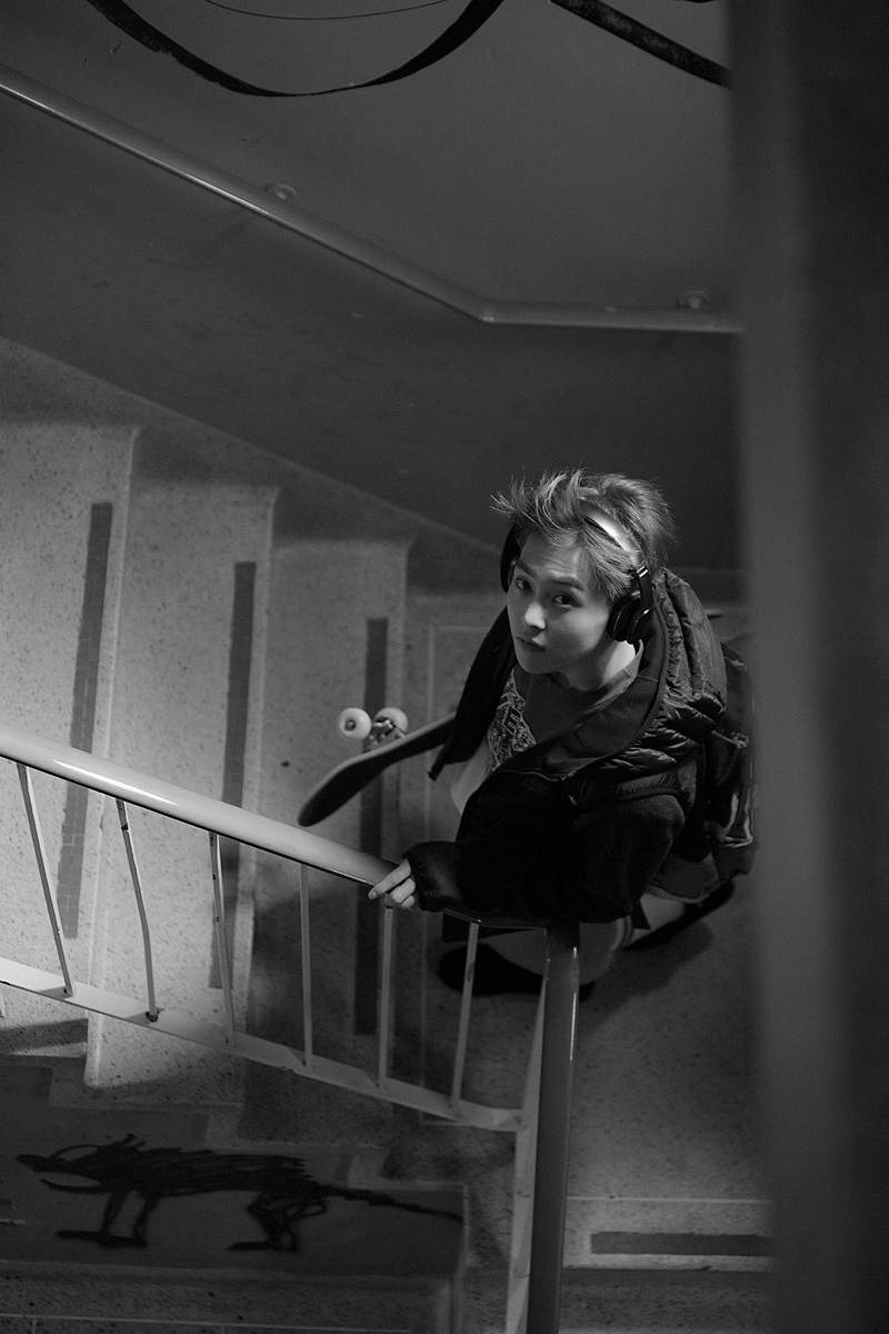 Xiumin wanders the street of Berlin for EXO’s “Pathcode” video teaser