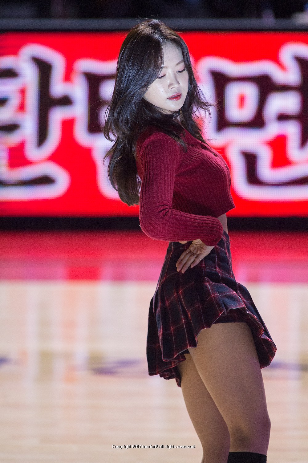 Apink Naeun Shows Off Sexy Abs With Recent Stage Outfit - Koreaboo