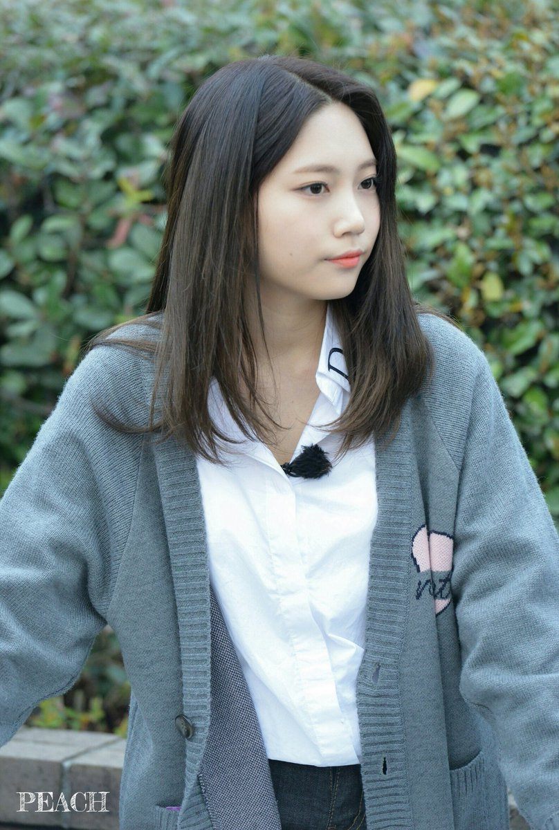 DIA's New Member Jooeun is Already Being Called Their Main Visual and ...