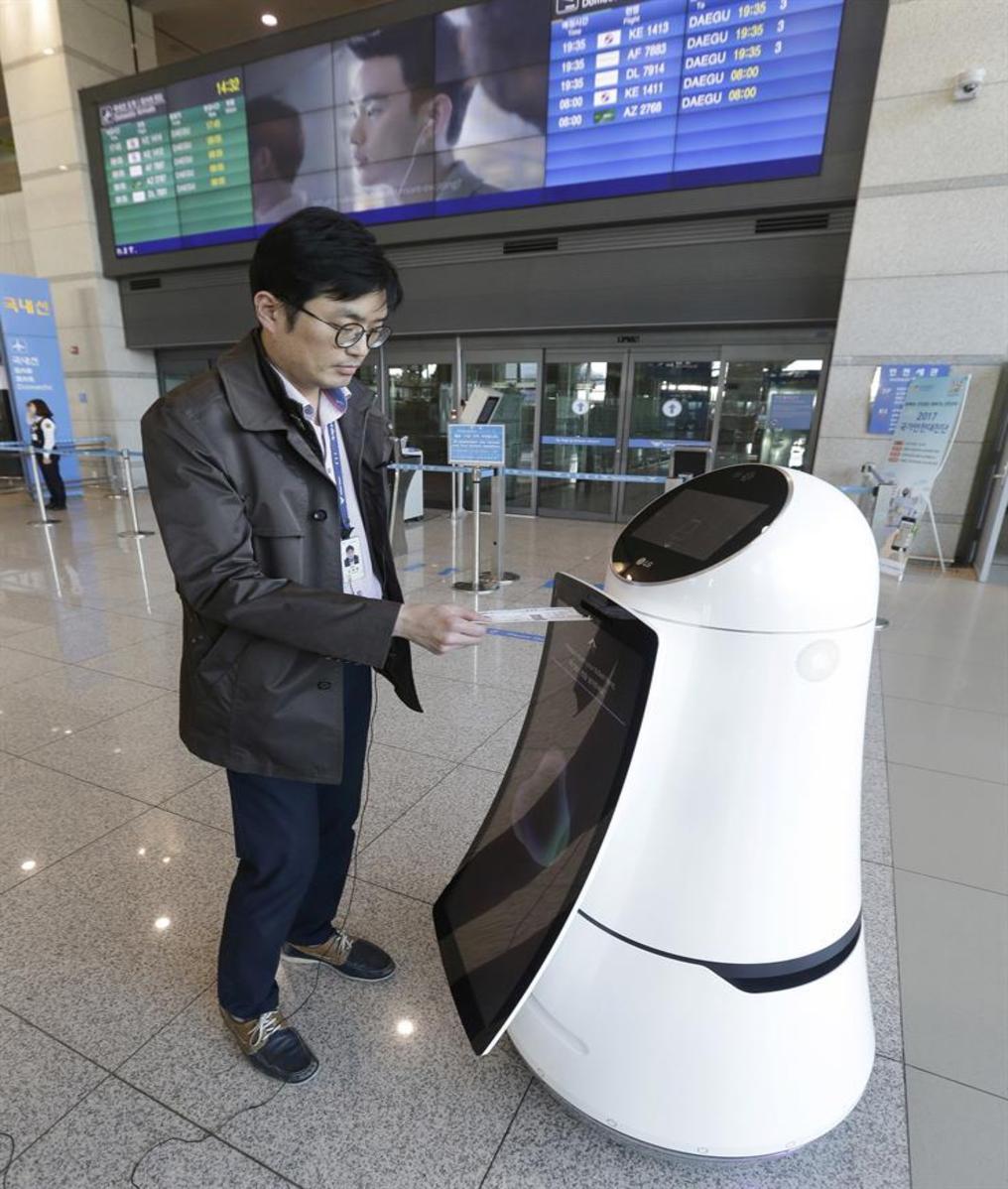 Meet Troika, South Korea's First Robot Employee - Koreaboo