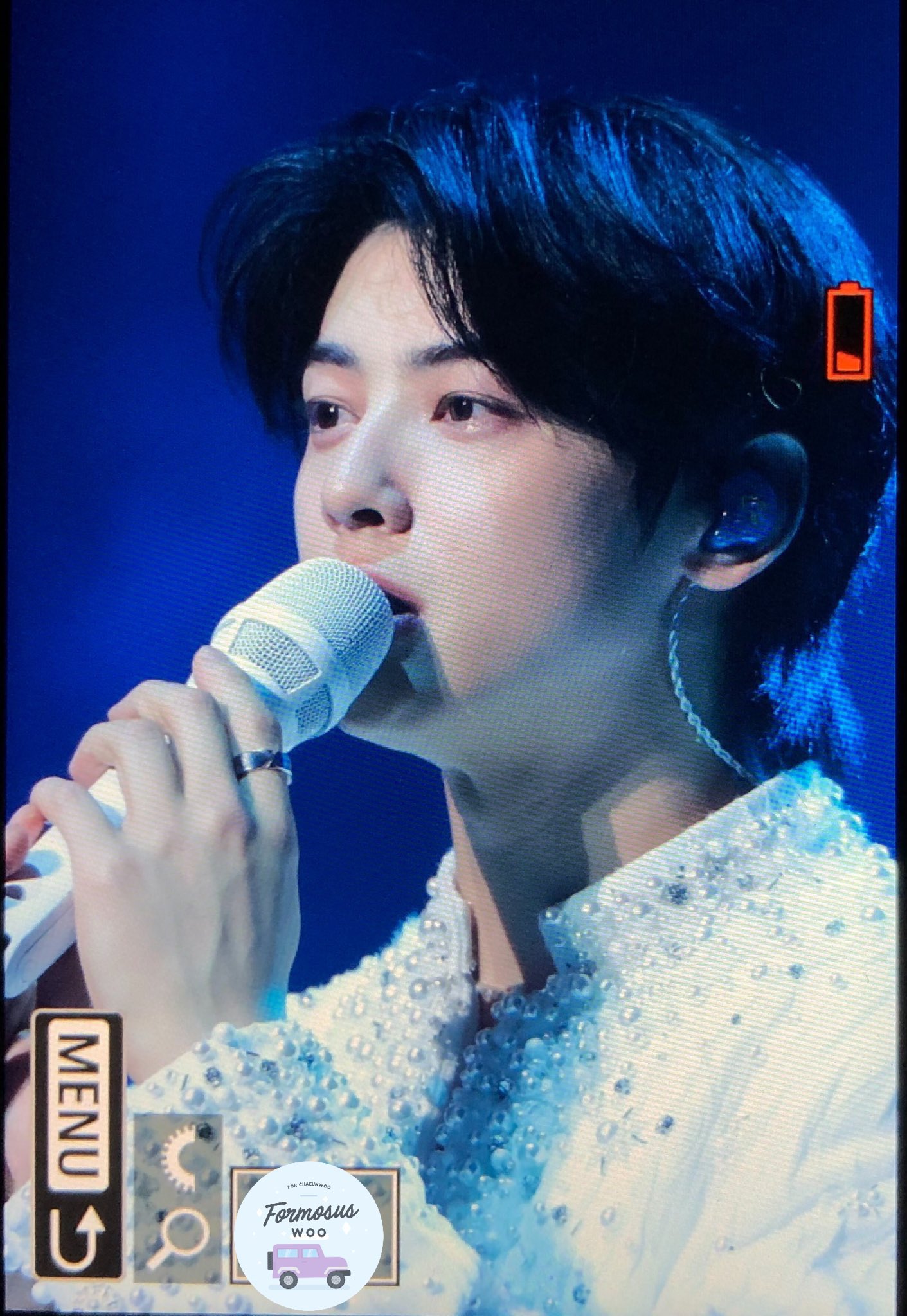 ASTRO's Cha Eunwoo Sheds Tears On Stage During His Solo Concert - Koreaboo