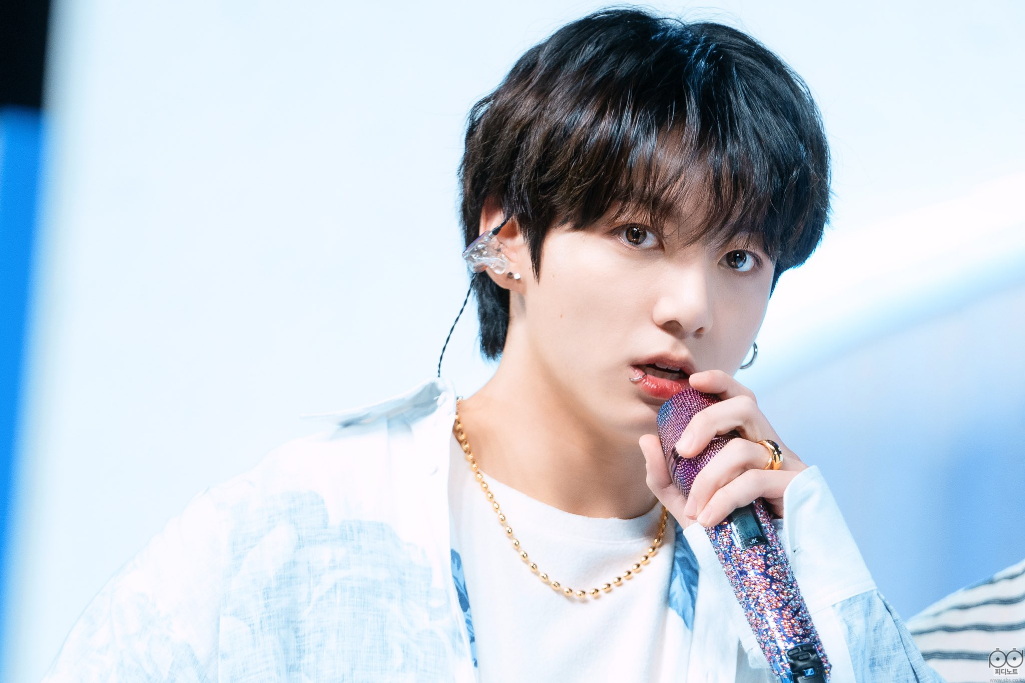 BTS's Jungkook Is The 21st Century Michael Jackson, According To Korea ...