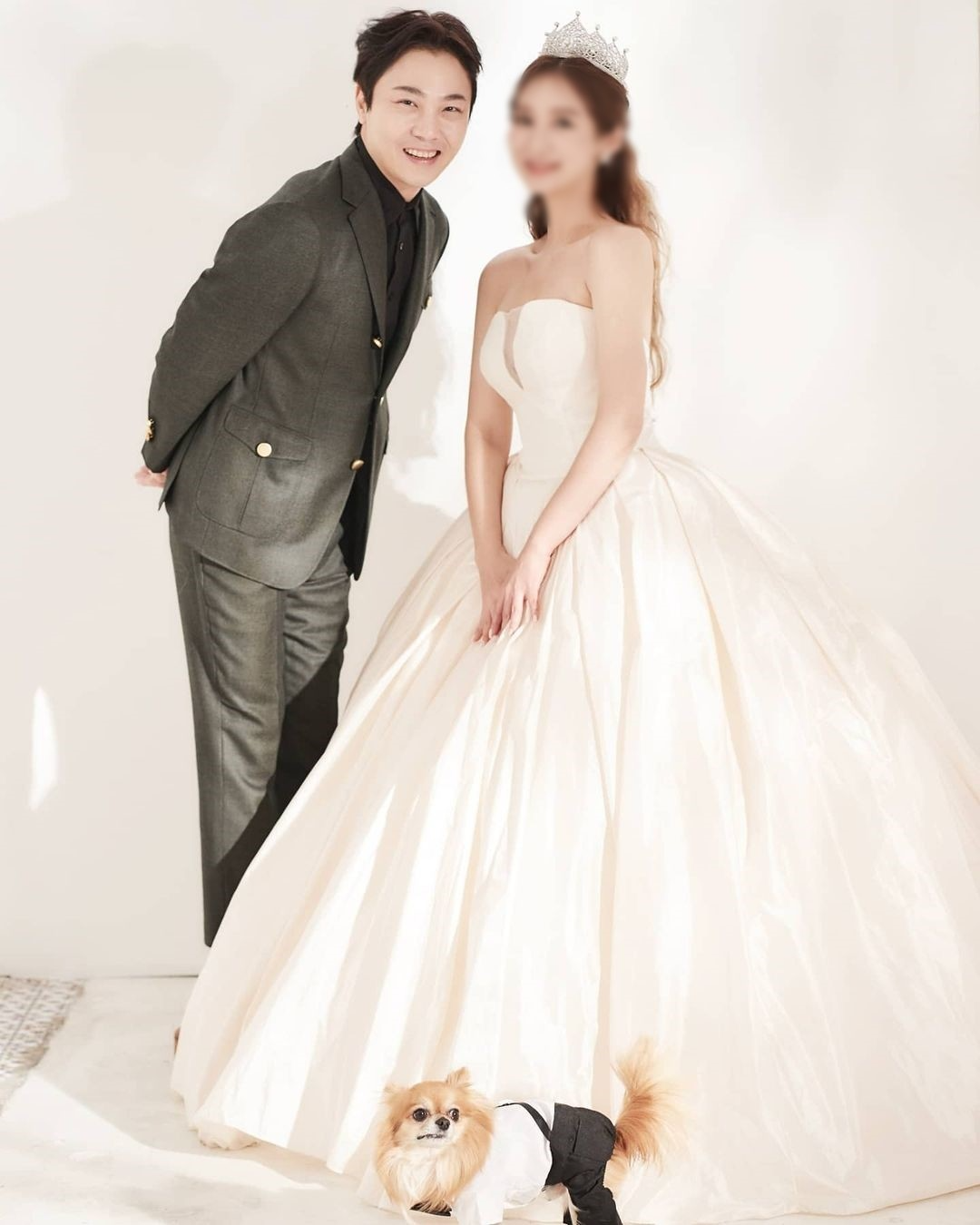 47-Year-Old Idol Shocks Fans With Pregnancy Announcement - Koreaboo