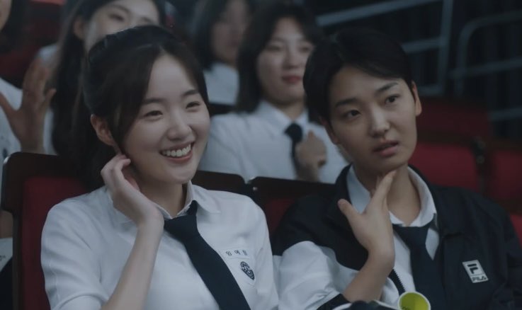 New Sapphic K-Drama? "Pyramid Game" Viewers Are Shipping Two GL Couples - Koreaboo