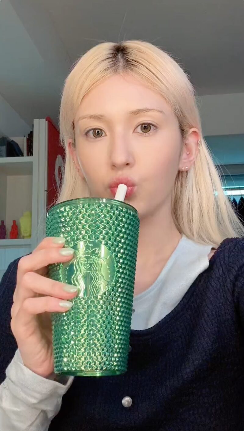 The "Difference" In Netizens' Reactions To Somi And LE SSERAFIM Yunjin ...