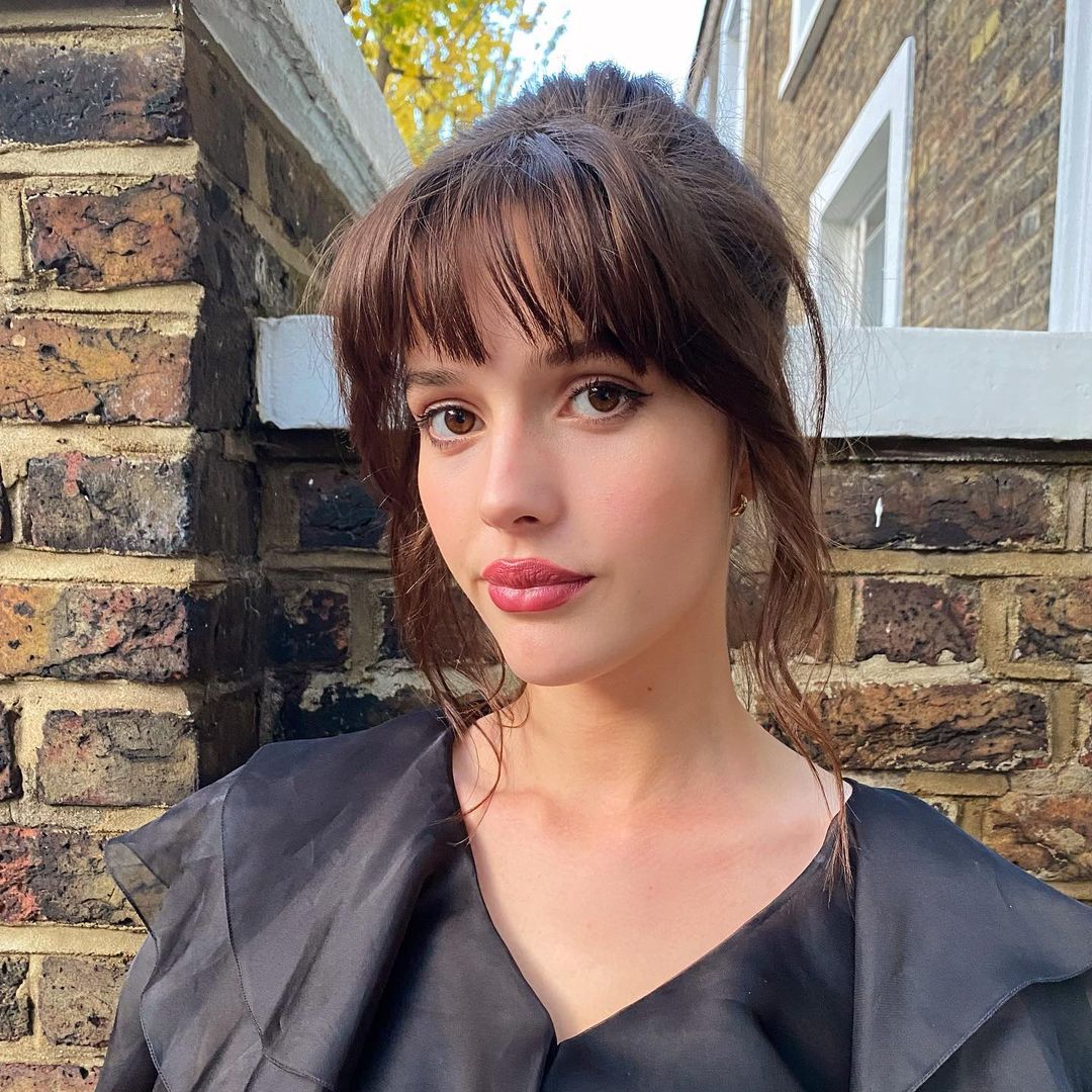 "Who Is She?" BTS's V Has Stunning Visual Chemistry With His Upcoming Female Lead — Introducing ...