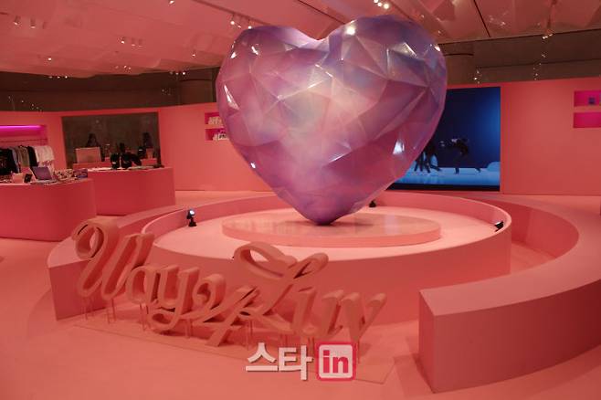 Pop-Up Stores Are Becoming A Crucial Part Of K-Pop Album Promotions ...