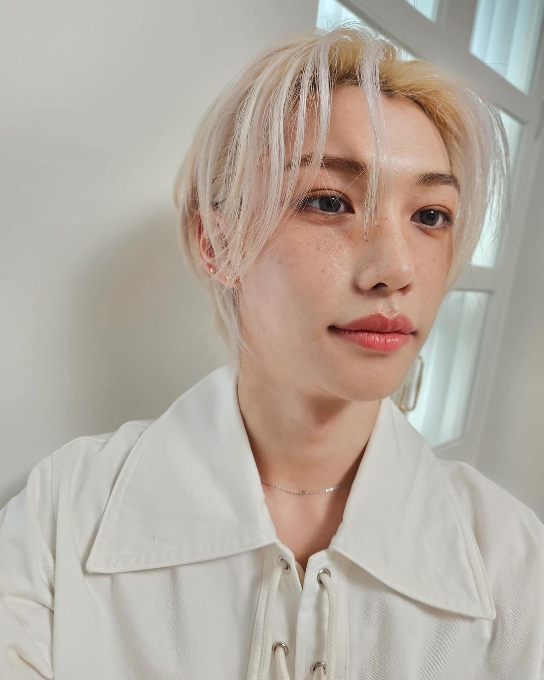 Stray Kids Fans Are Losing It Over Felix's New Feet Pics - Koreaboo