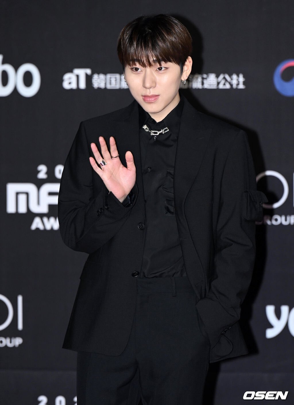 Zico's Mom Exposing His Allegedly Violent Behavior To An Ex-Girlfriend Surfaces - Koreaboo