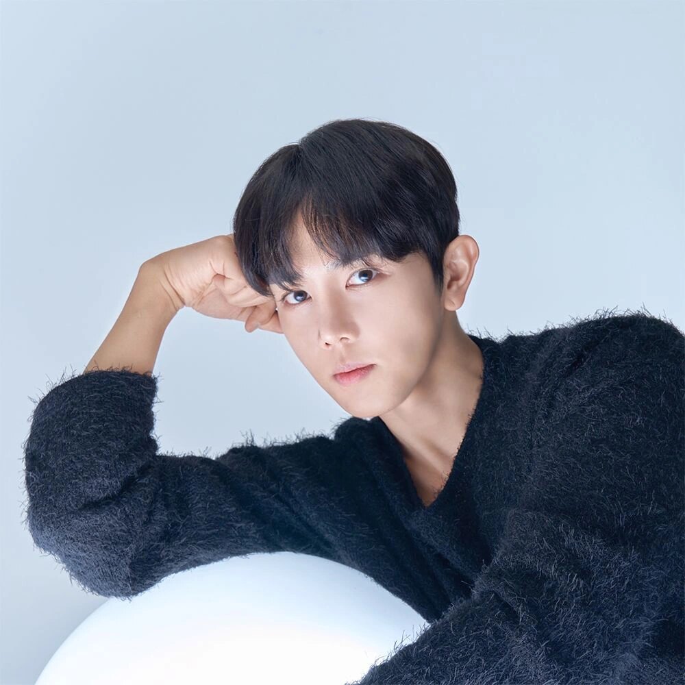 Active 4th Gen Idol Surprises With Wedding Announcement - Koreaboo