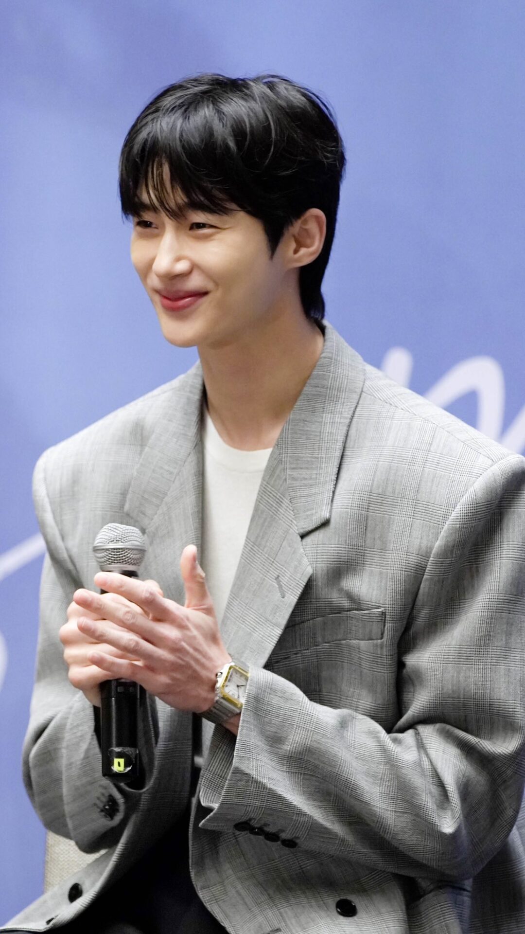 Actor Byeon Woo Seok Unexpectedly Bursts Into Tears During Fanmeet ...