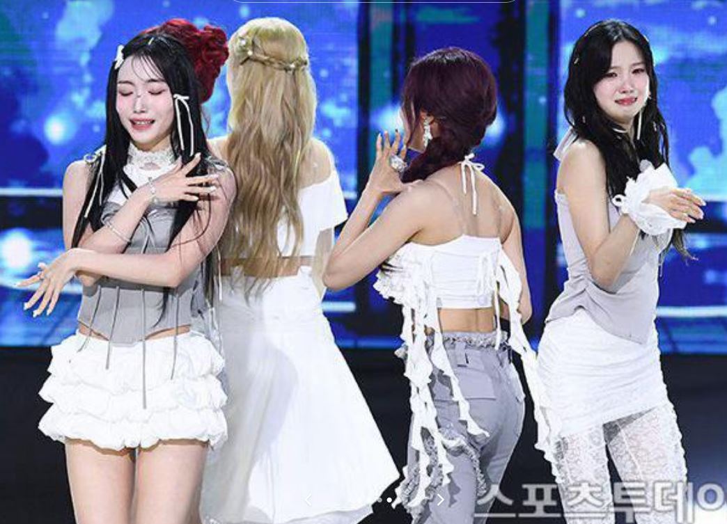 Kep1er Start Crying During A Performance For Their Last OT9 Comeback ...