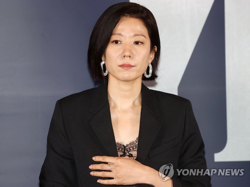 Agency Posts Update On Late Actor Lee Sun Kyun's Wife Jeon Hye Jin - Koreaboo