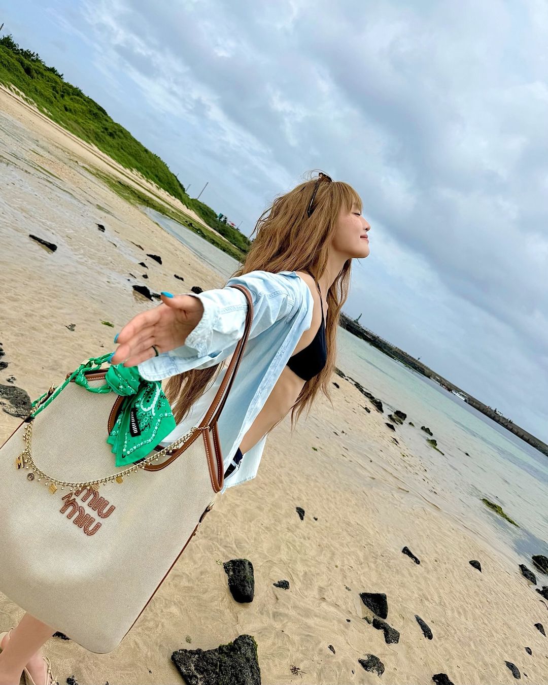 (G)I-DLE Minnie's Revealing Bikini Photos Trigger Concerns - Koreaboo