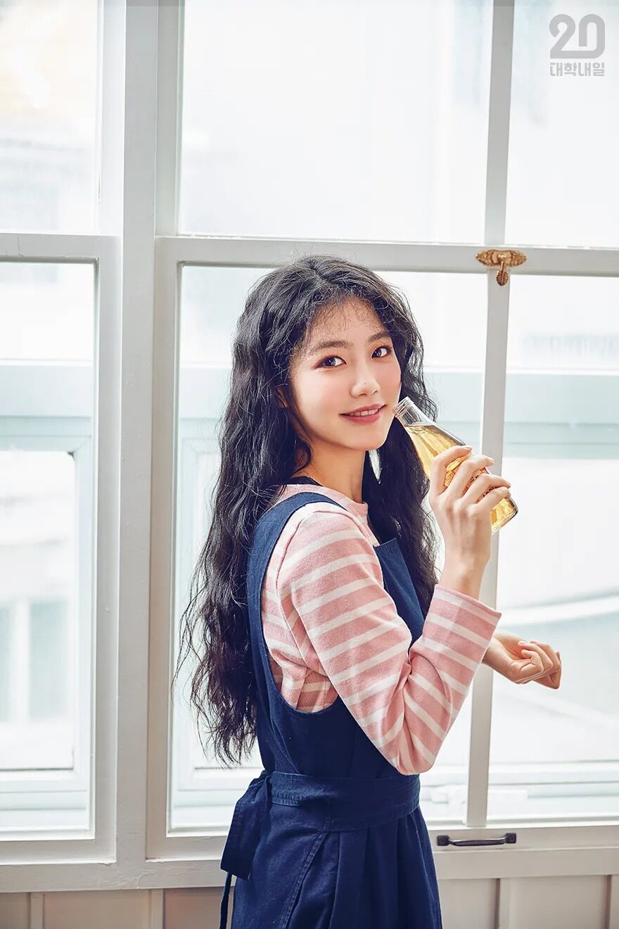 How A College Photoshoot Led JYP Entertainment To Scout Top K-Drama ...