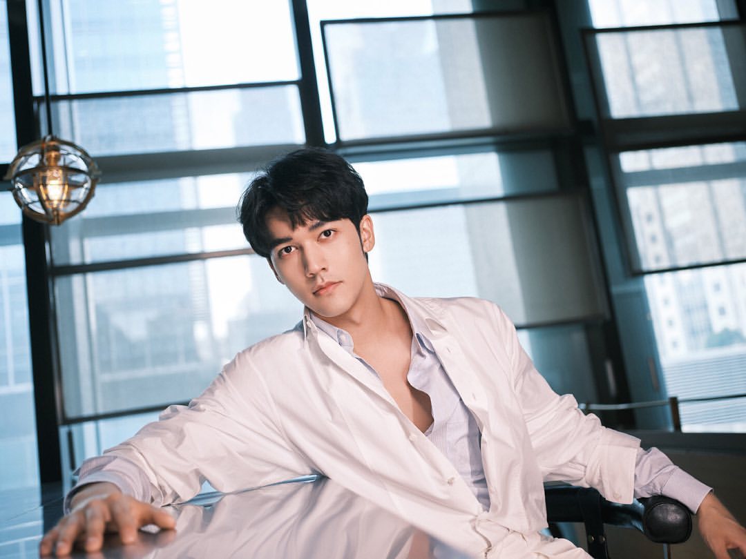 Actor Claimed He Pole Danced To Support His Ex, A Fellow Actor Who Says ...