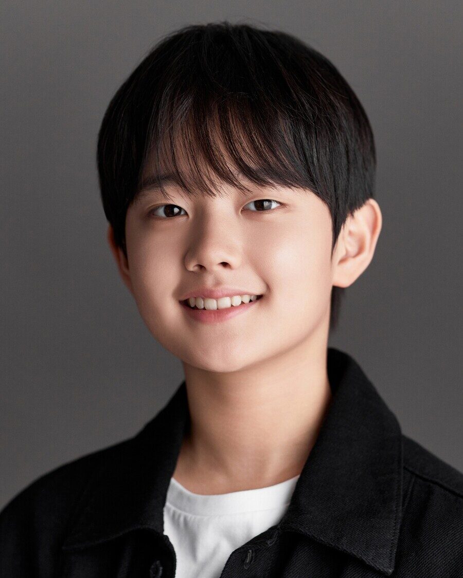 Where's The "Parasite" Boy Now? His Transformation Revealed By Mom's Update - Koreaboo