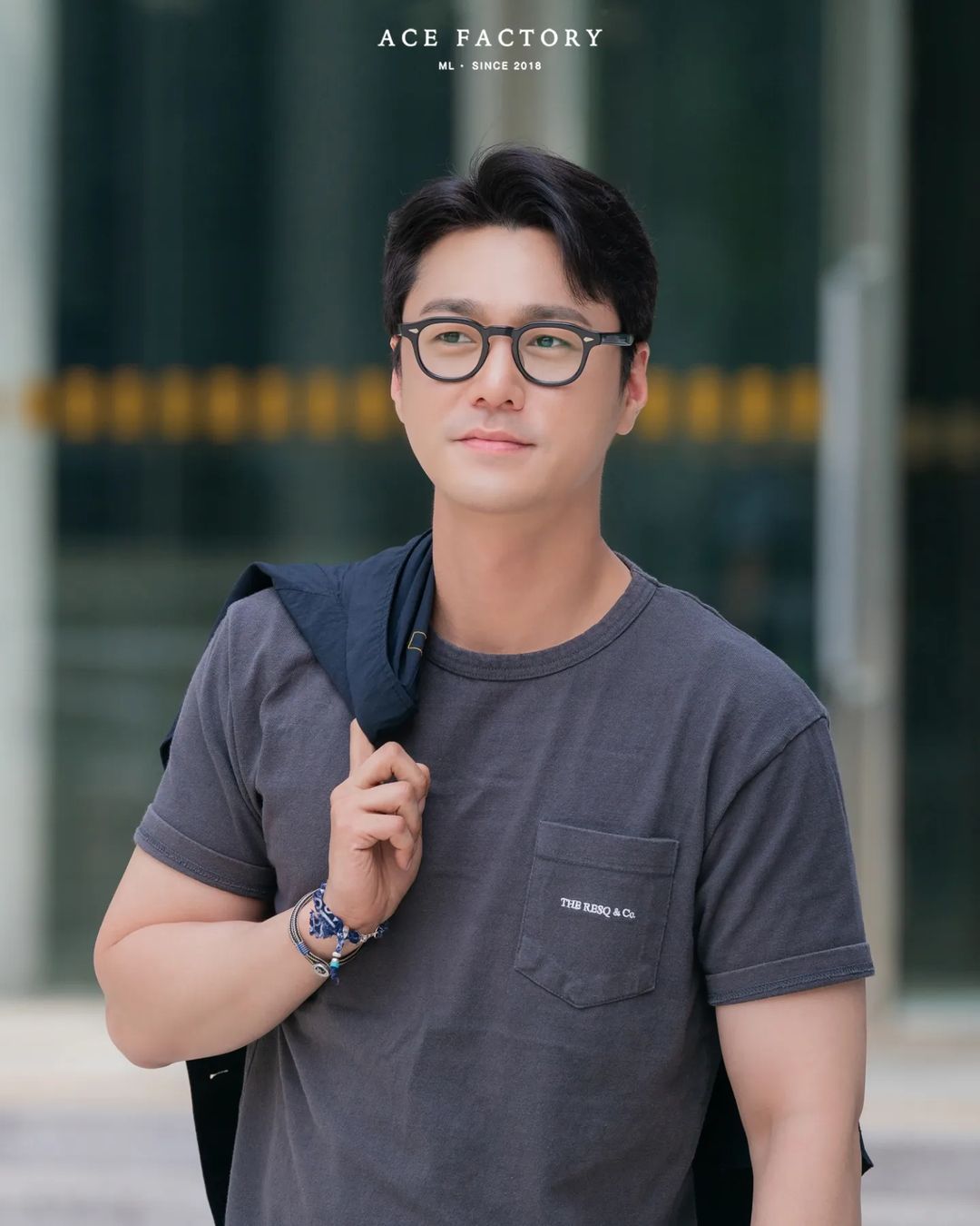 "Vincenzo" Actor To Wed Long-Time Girlfriend - Koreaboo