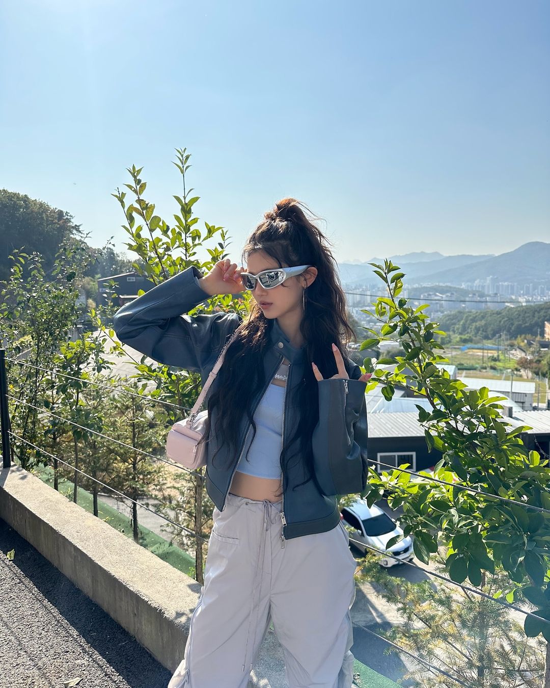 NewJeans' Danielle Transforms Into A Cold Beauty With Her New Look ...