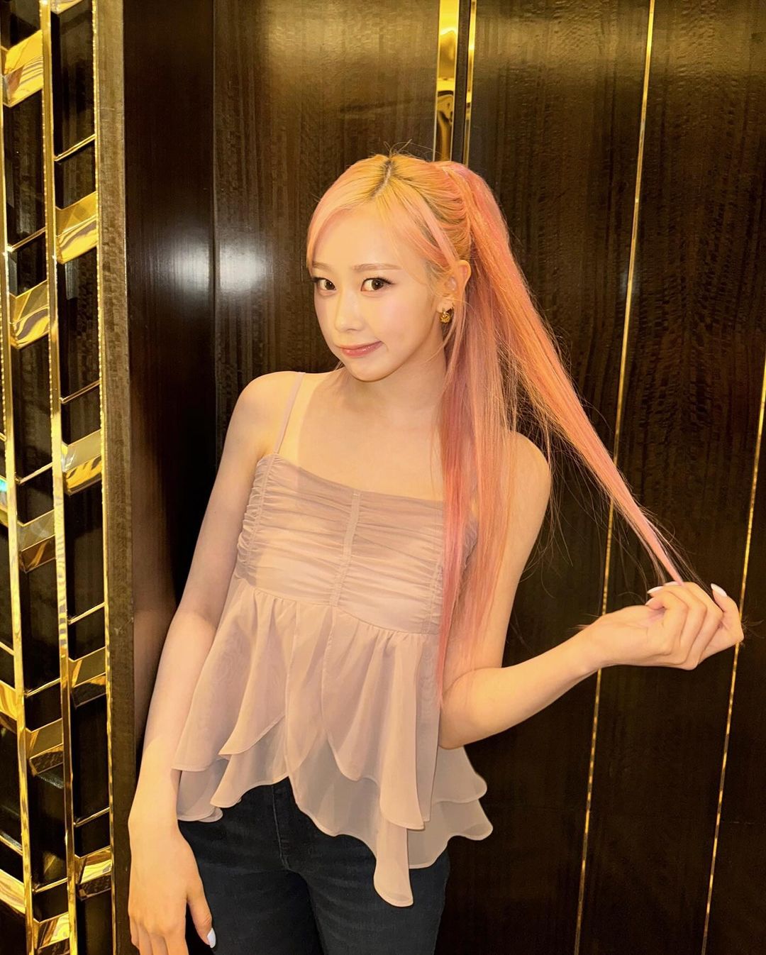 Aespa Giselle's Wows Netizens With Dramatic Hair Transformation - Koreaboo