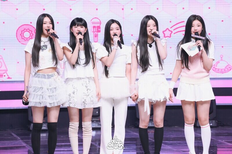 ILLIT's Dramatic Change In Concept And Styling Gain Attention Ahead Of ...