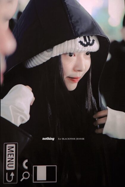 BLACKPINK's Jennie Goes Makeup-Free After Arriving Back In Korea - Koreaboo