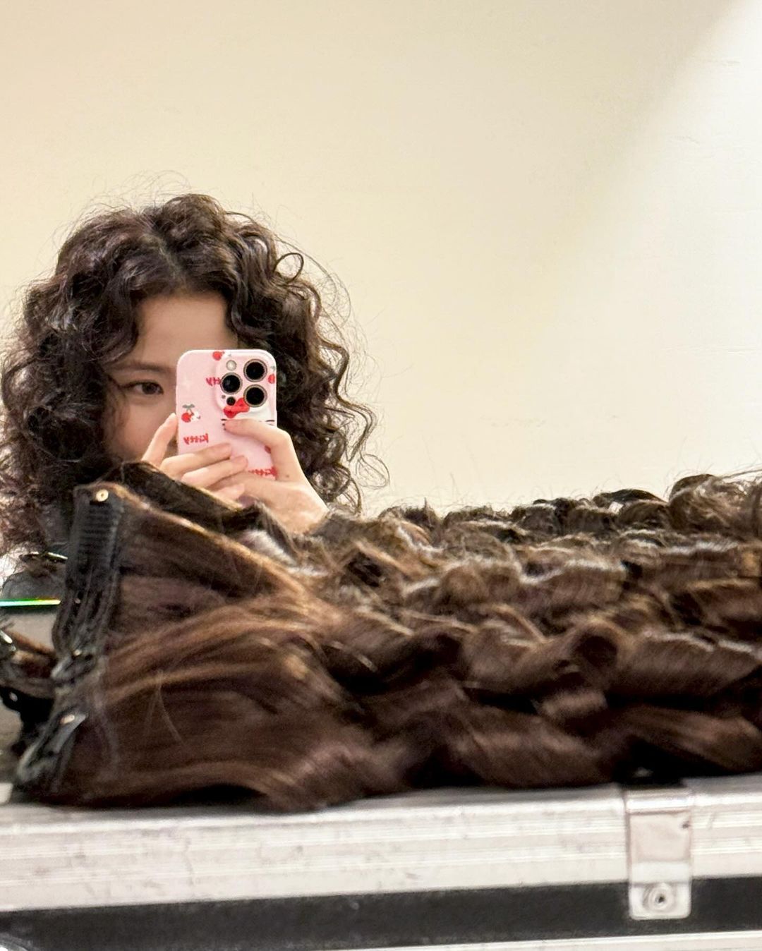 BLACKPINK's Jisoo Enters Her Legendary Visual Phase With Hair ...