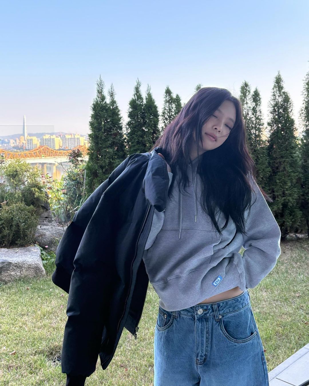BLACKPINK's Jennie Stuns In New Experimental Hairstyle - Koreaboo