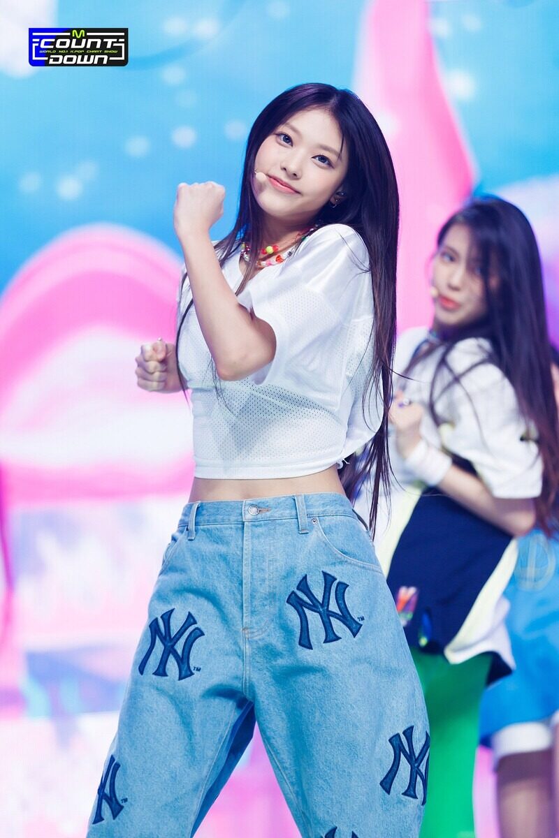 The Best Singers In NewJeans, Ranked - Koreaboo