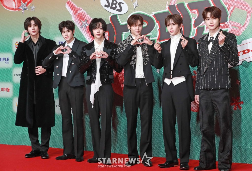 WATCH: All Male K-Pop Groups And Artists At The “2024 SBS Gayo Daejeon” Red Carpet - Koreaboo