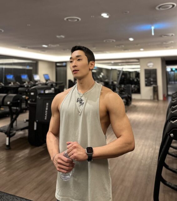 "Spicy" BL Actor's Resemblance To SEVENTEEN's Wonwoo Has Netizens Doing ...