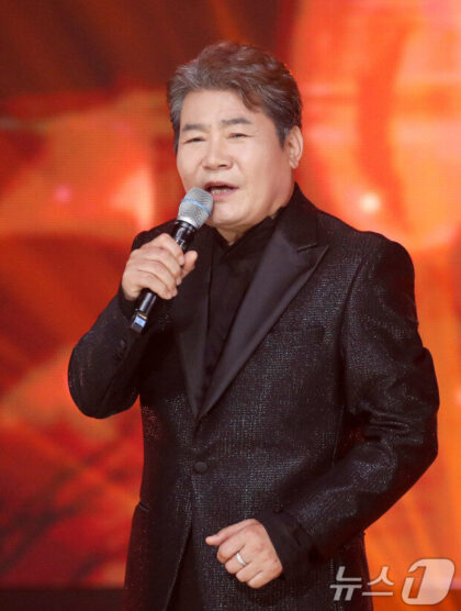 South Korea’s Top 10 Singers Of 2024, According To Prestigious Gallup ...