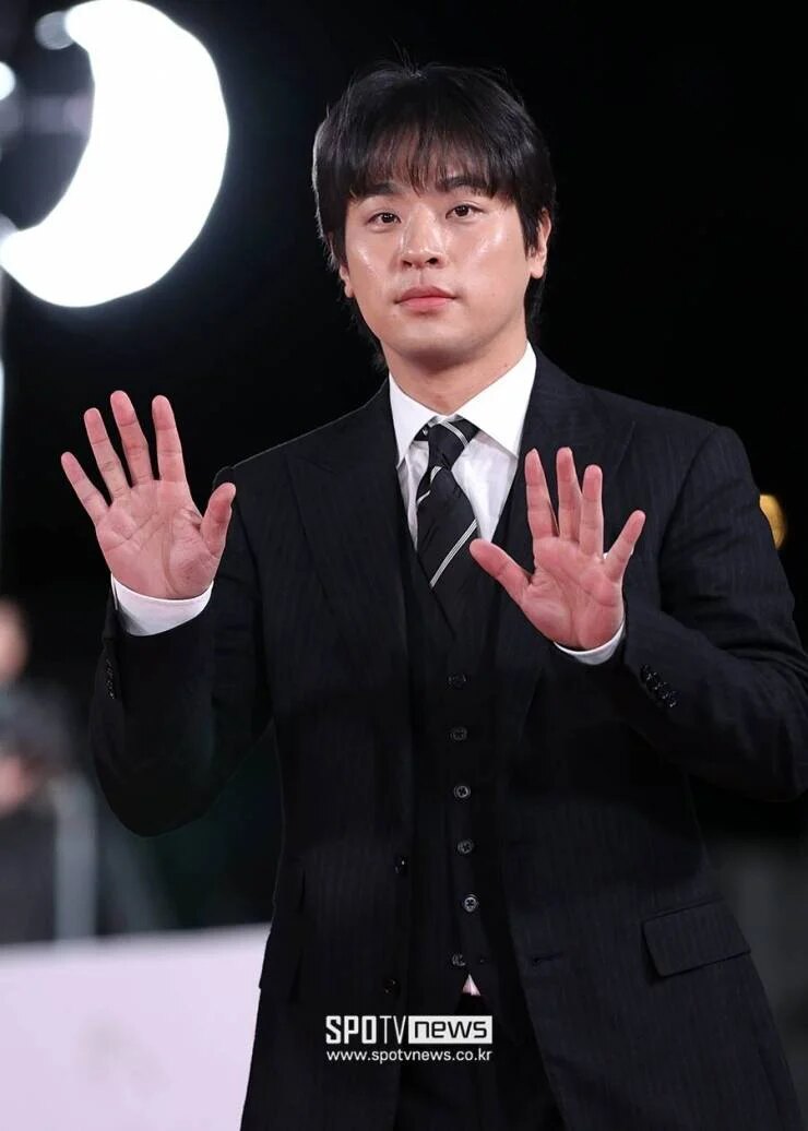 "Newtopia" Lead Actor's Extreme Method For His Dramatic Transformation ...