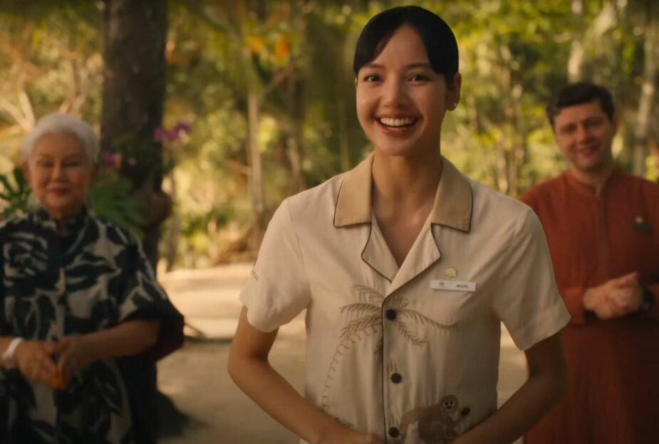 BLACKPINK Lisa's "The White Lotus" Co-Star Exposes The Idol's Behind ...