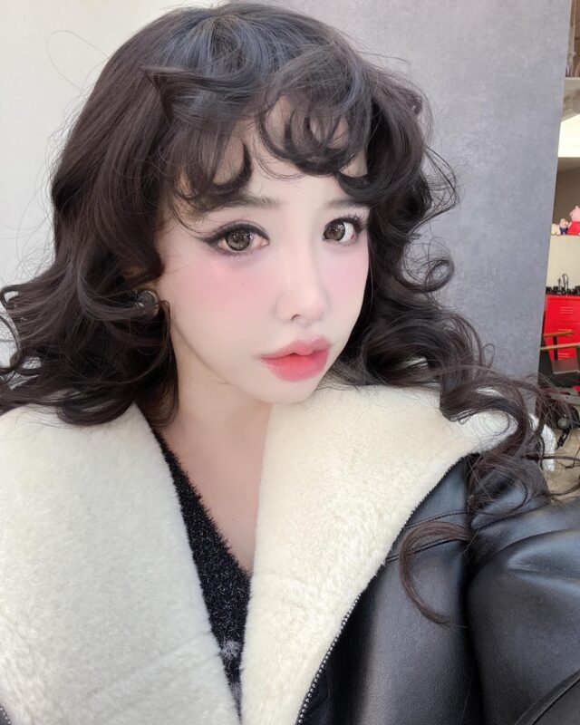 2NE1 Park Bom's Sexiest Nude-Toned Lingerie Pic Reveals Never-Before ...