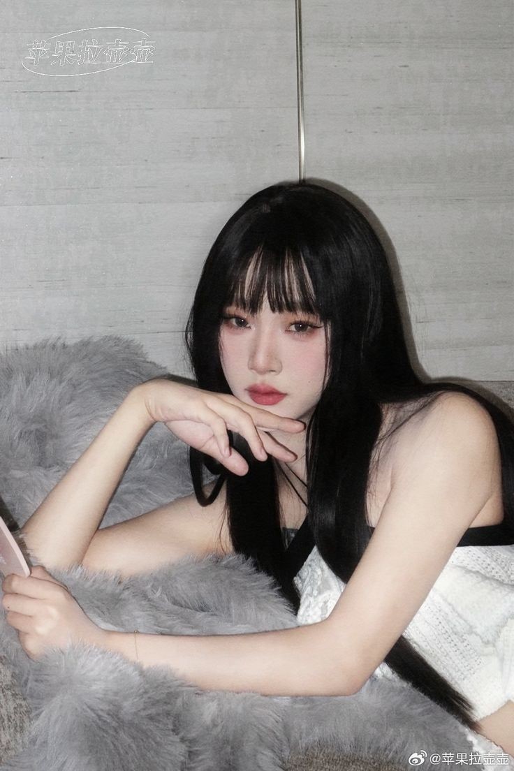 Gender Nonconforming Trainee’s Viral Visuals Rival Those Of Girl Group Members - Koreaboo