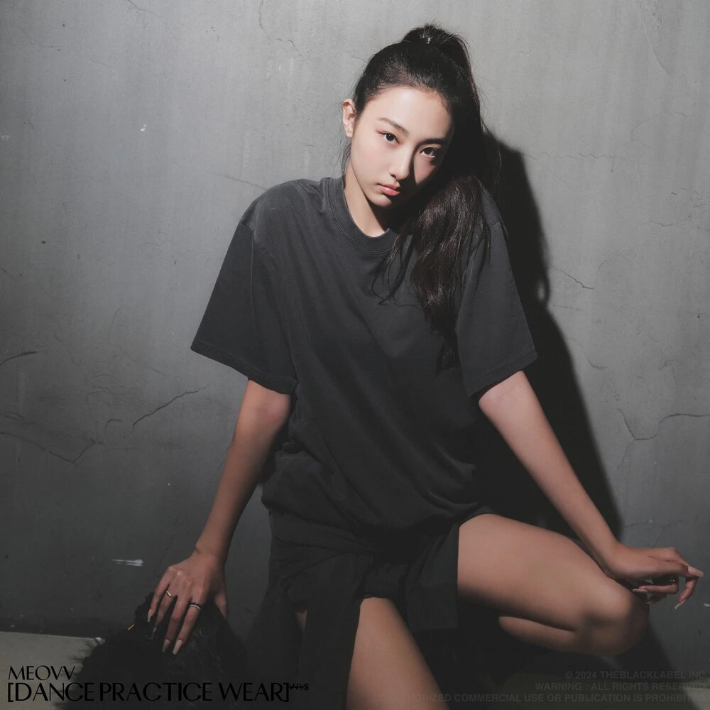 5th Gen Idol Goes Viral For Her Strong Resemblance To TWICE's Jihyo ...