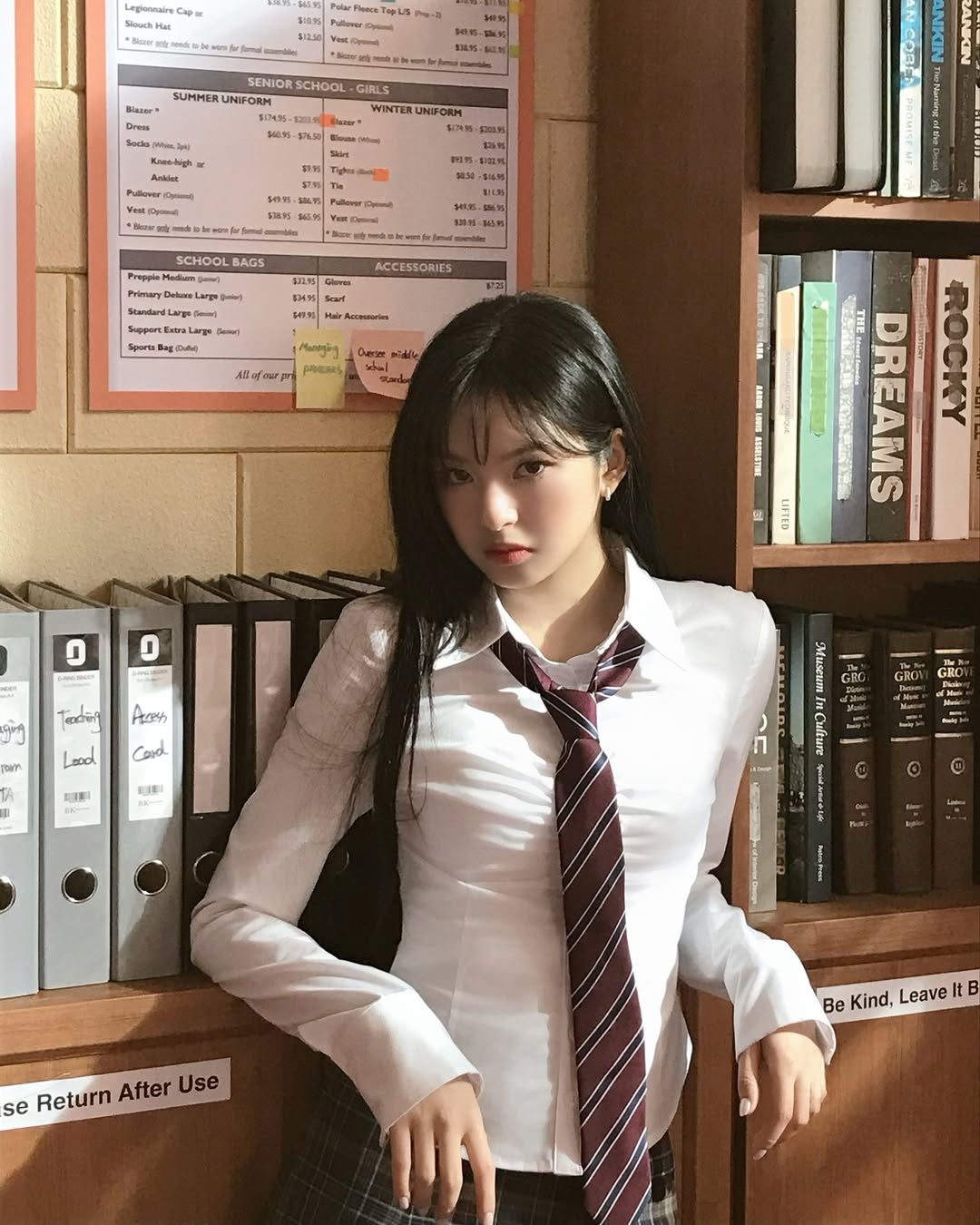 HYBE Stars' Reaction To Female Idol At "2025 MAMA Awards" Spark ...