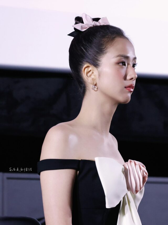 BLACKPINK's Jisoo Stuns With All-Back Hairstyle - Koreaboo