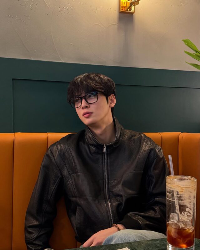 Astros Eunwoo Catches Netizens Off Guard With An Instagram Post 5666