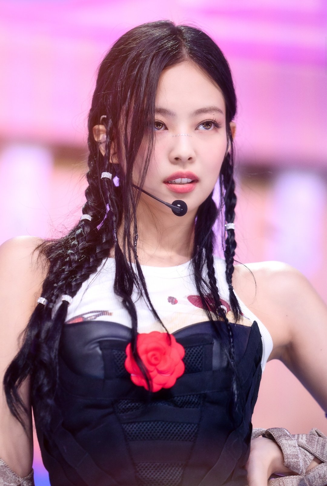 BLACKPINK Jennie's Recent Performance Becomes A Hot Topic Following ...