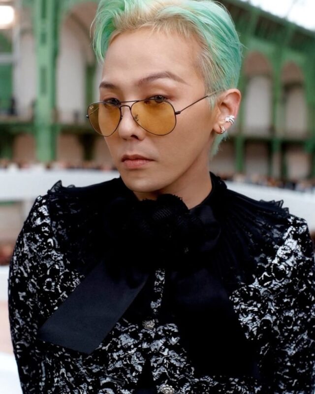 G-Dragon Sparks Shock After Revealing New Personal Lightstick Design ...