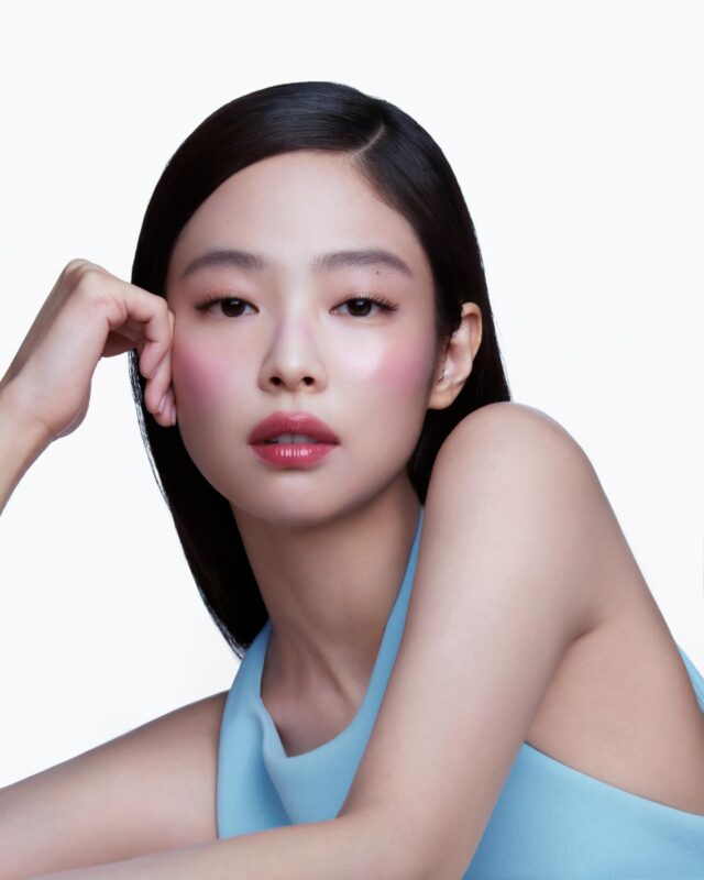 BLACKPINK Jennie's Alleged Manager Caught Interacting With "Shady ...