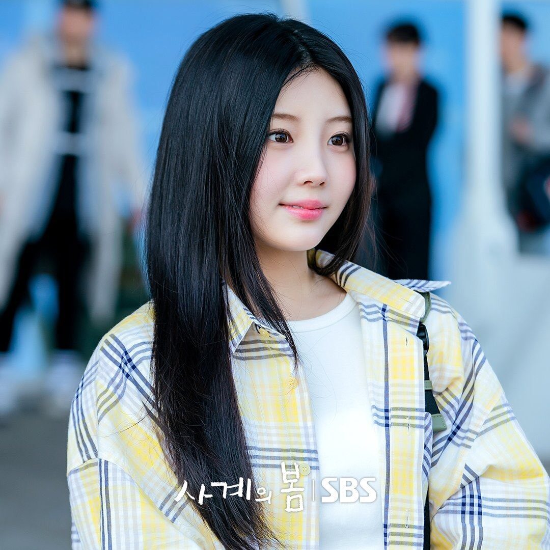 Popular HYBE Rookie Idol Set To Make Acting Debut In SBS Drama - Koreaboo