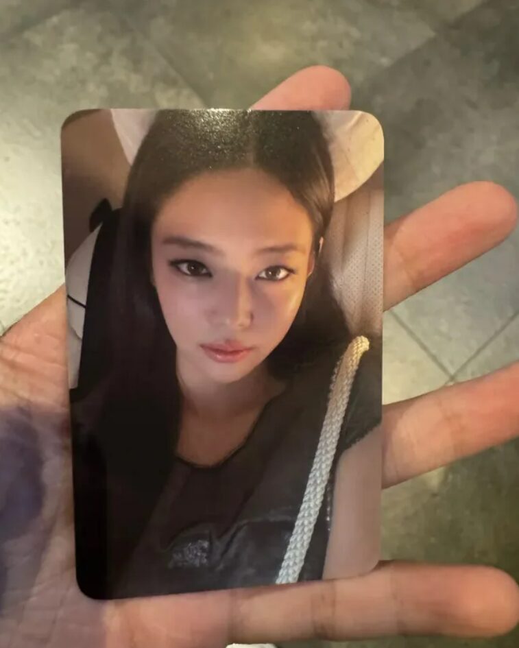 BLACKPINK's Jennie Goes Viral For New Photocards - Koreaboo