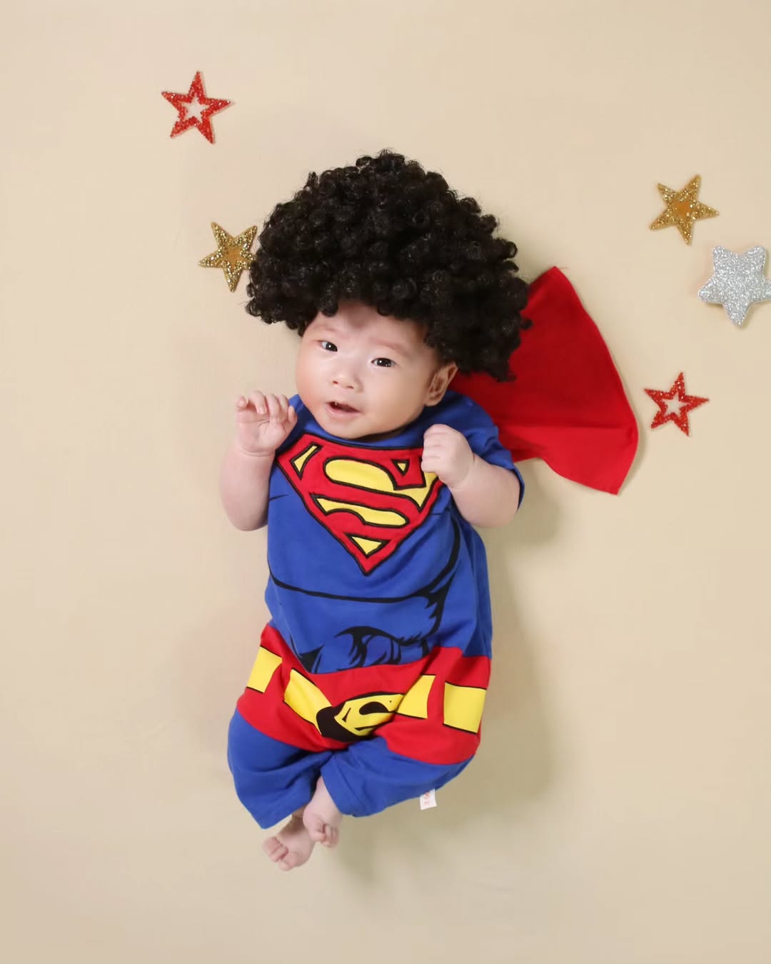 Lee Dong Wook Shares Pictures From His Son's First Professional ...