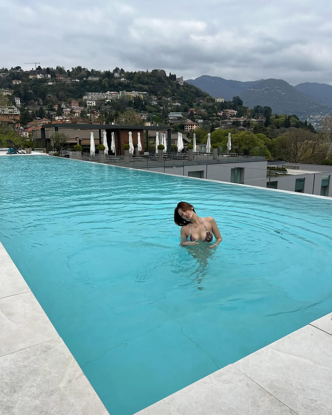 Somi Stuns In New Bikini Photos - Koreaboo