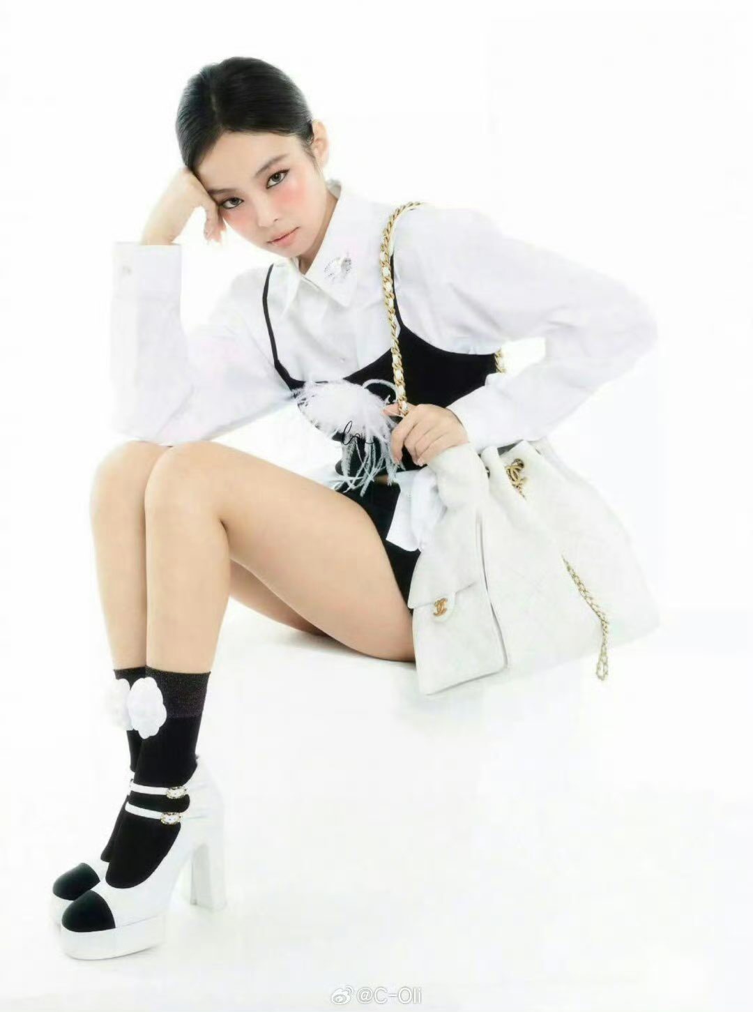 Jennie's "Groundbreaking" Photoshoot For BLACKPINK Generates Exciting ...