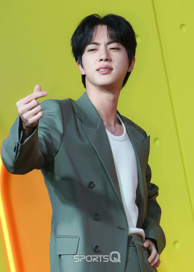 BTS Jin's Shocking Visuals At Recent Event Become A Hot Topic - Koreaboo