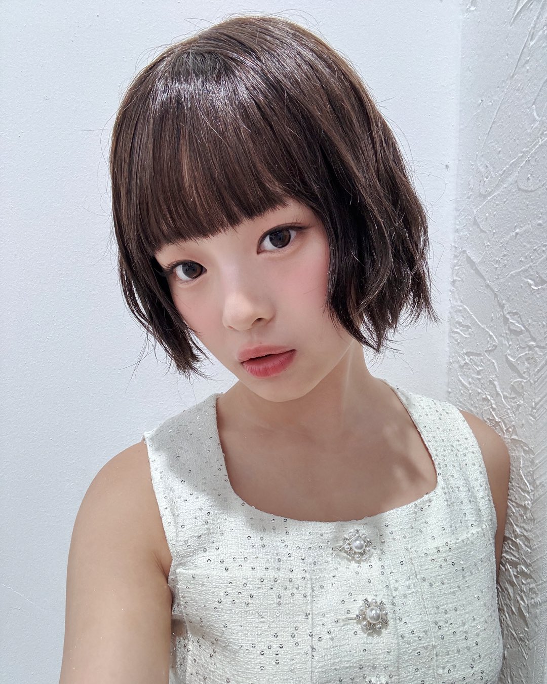 NJZ (NewJeans) Hanni Triggers Mixed Opinions With Recent Livestream ...